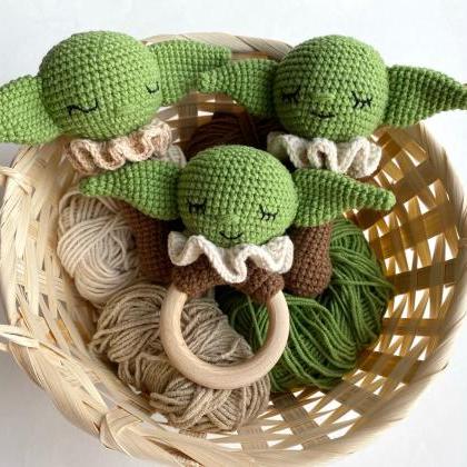 Pattern 2 In 1 Crochet Baby Alien Teething And Rattle Star Wars Baby ...