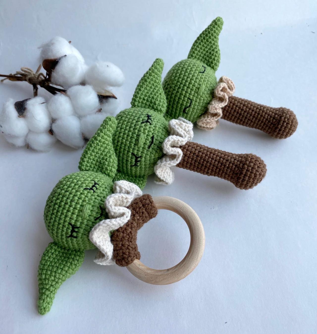 Pattern 2 In 1 Crochet Baby Alien Teething And Rattle Star Wars Baby ...